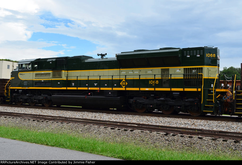 NS 1068 Erie Railroad heritage unit